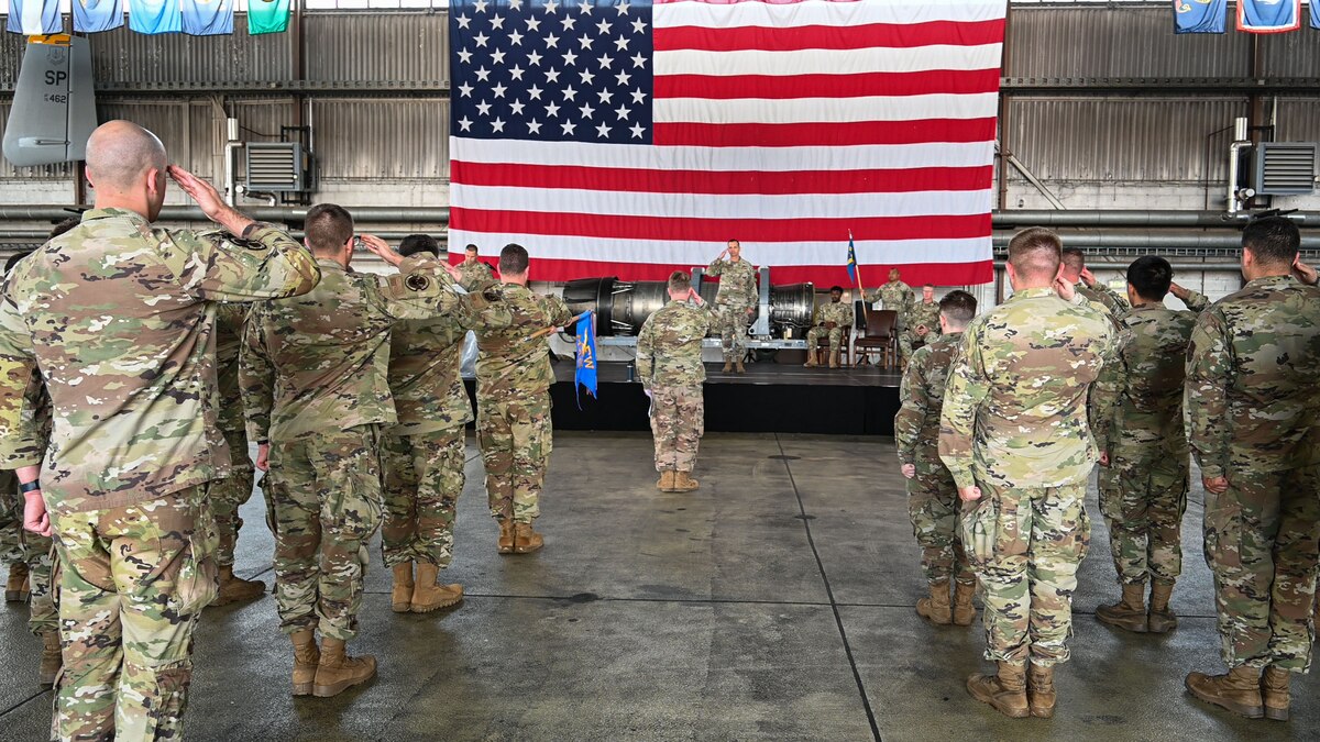 52 MXG welcomes new commander > Spangdahlem Air Base > Article Display