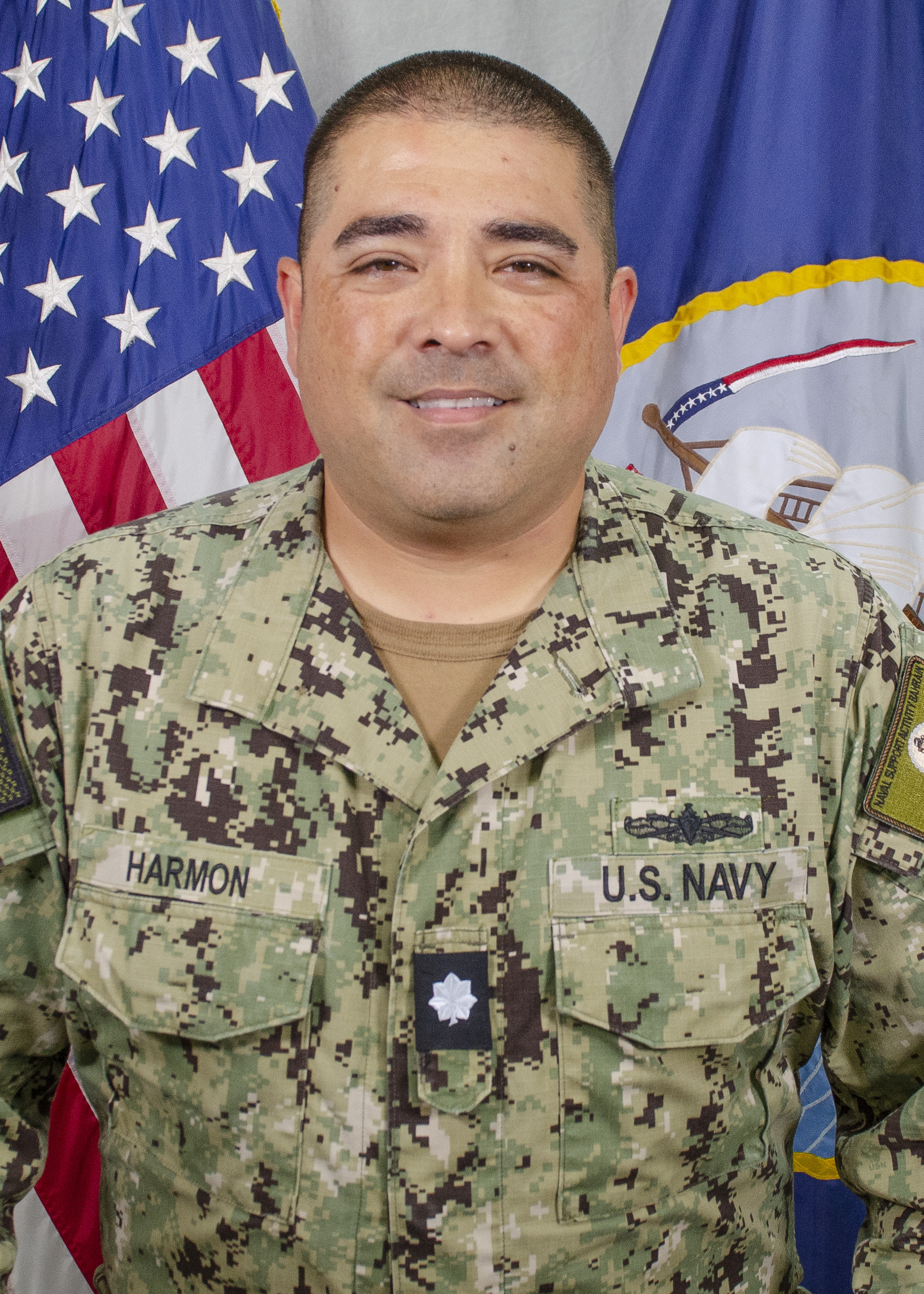 XO > Commander, Navy Region Europe, Africa, Central > Bio Detail