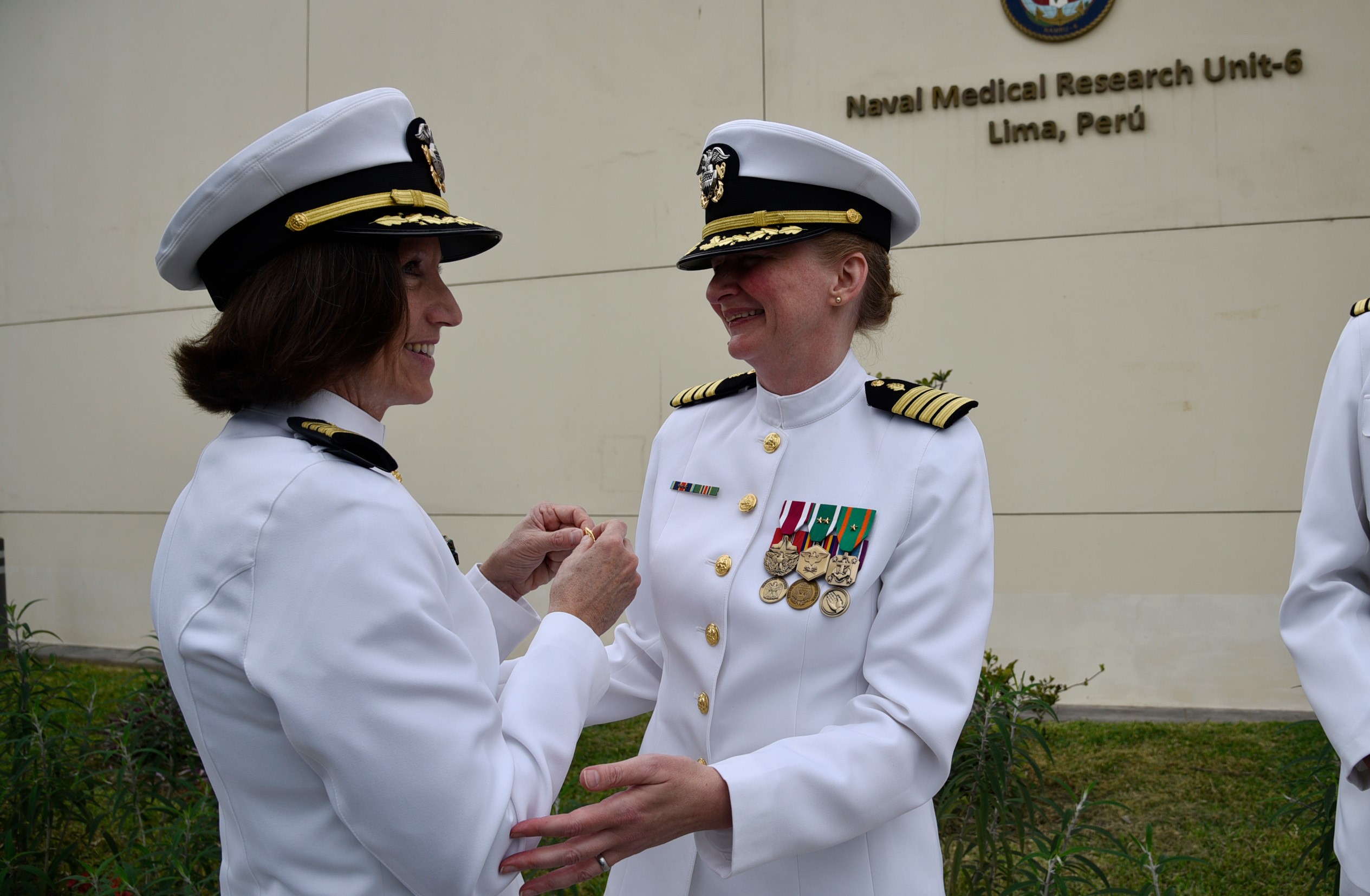 U.S. NAMRU SOUTH Holds Change of Command > Navy Medicine > News Article