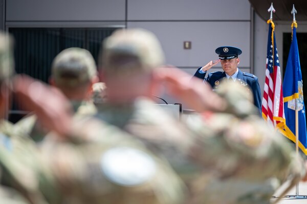 Delta 11 welcomes new commander > Space Training and Readiness Command ...