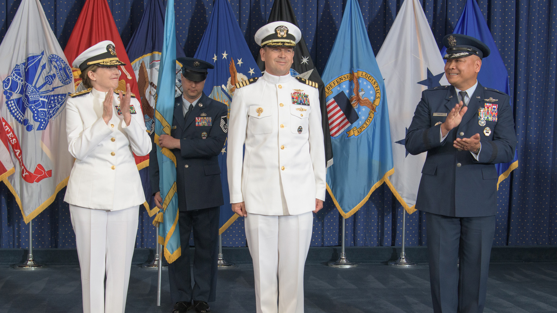 DLA Energy changes leadership during joint ceremony