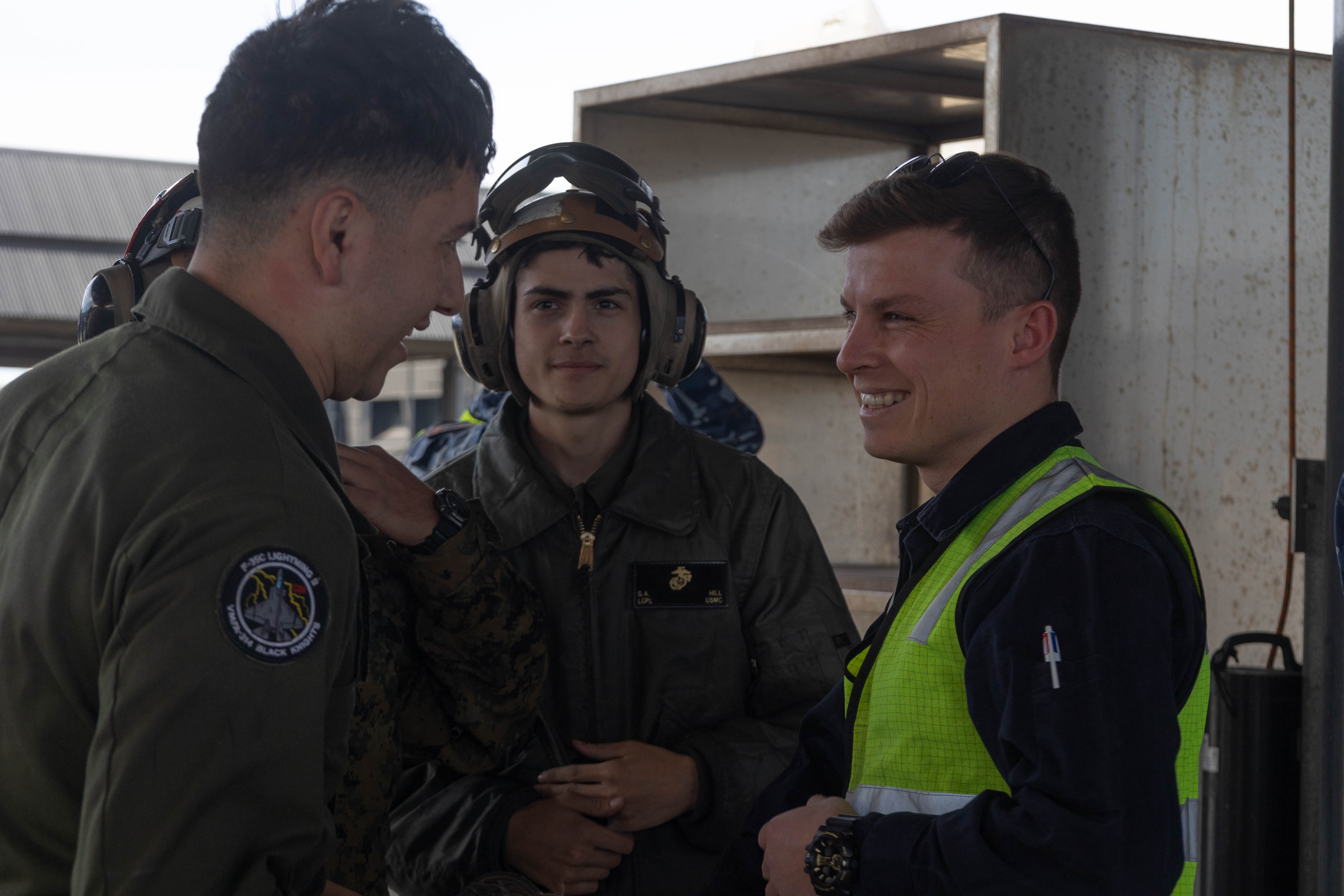 UNPRECEDENTED INTERCHANGEABILITY: U.S. MARINES AND AUSSIE AVIATORS FLY ...