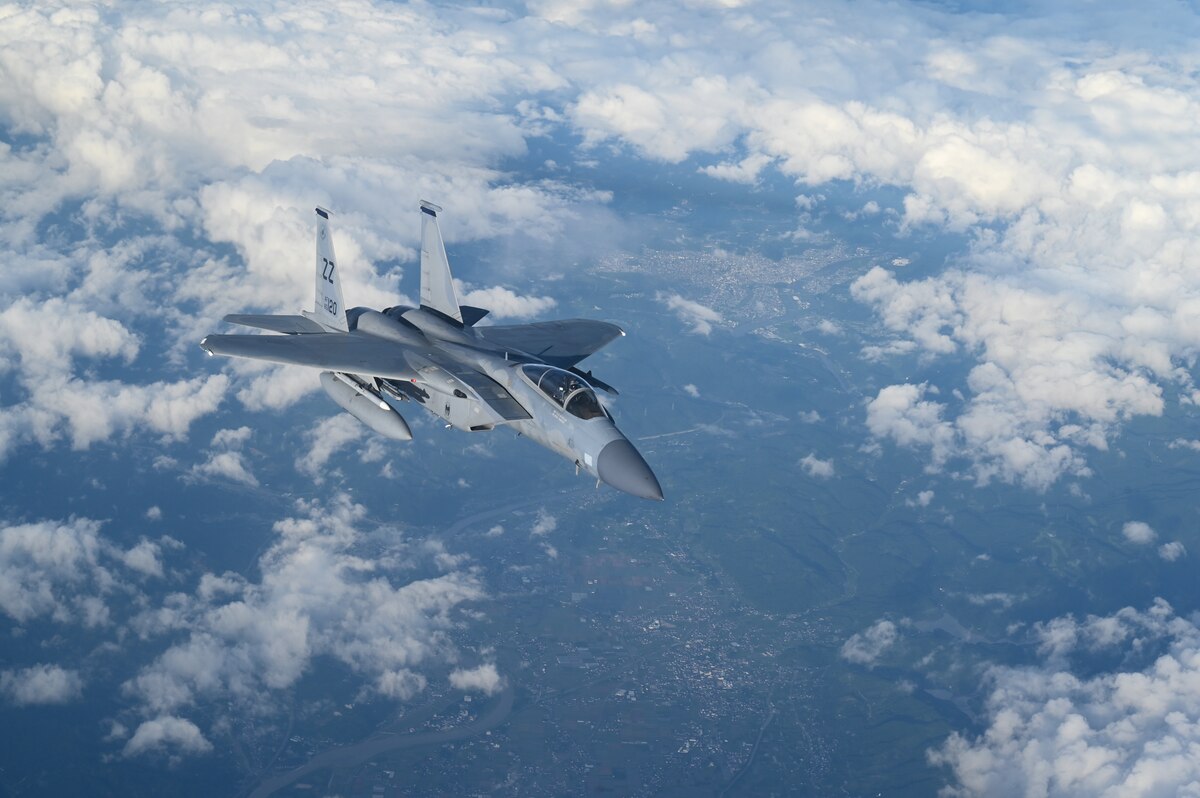 USAF, JASDF demonstrate Pacific partnership > Kadena Air Base > News