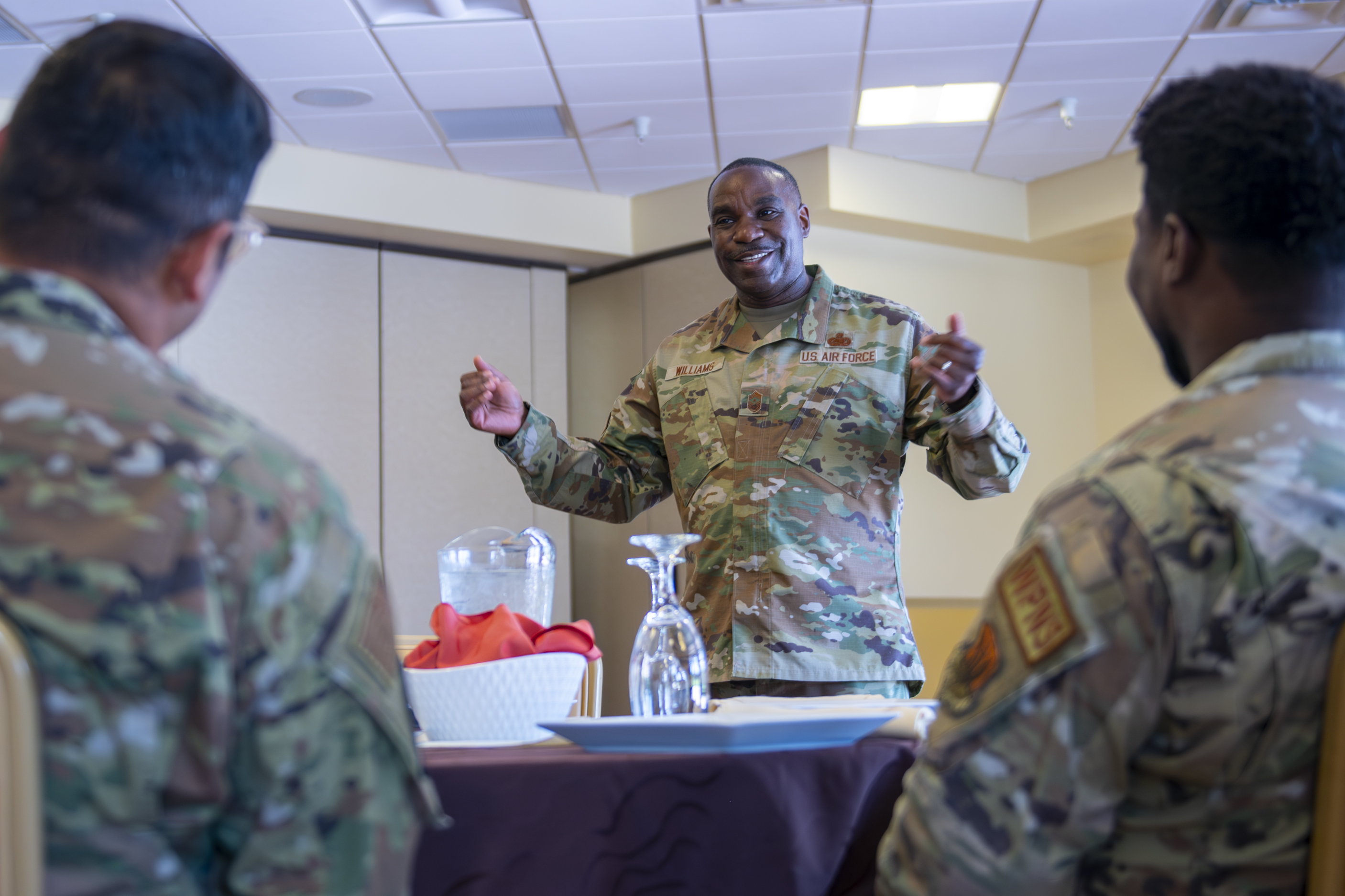 ANG Command Chief visits 125th Operations Group Detachment 1 > 125th ...