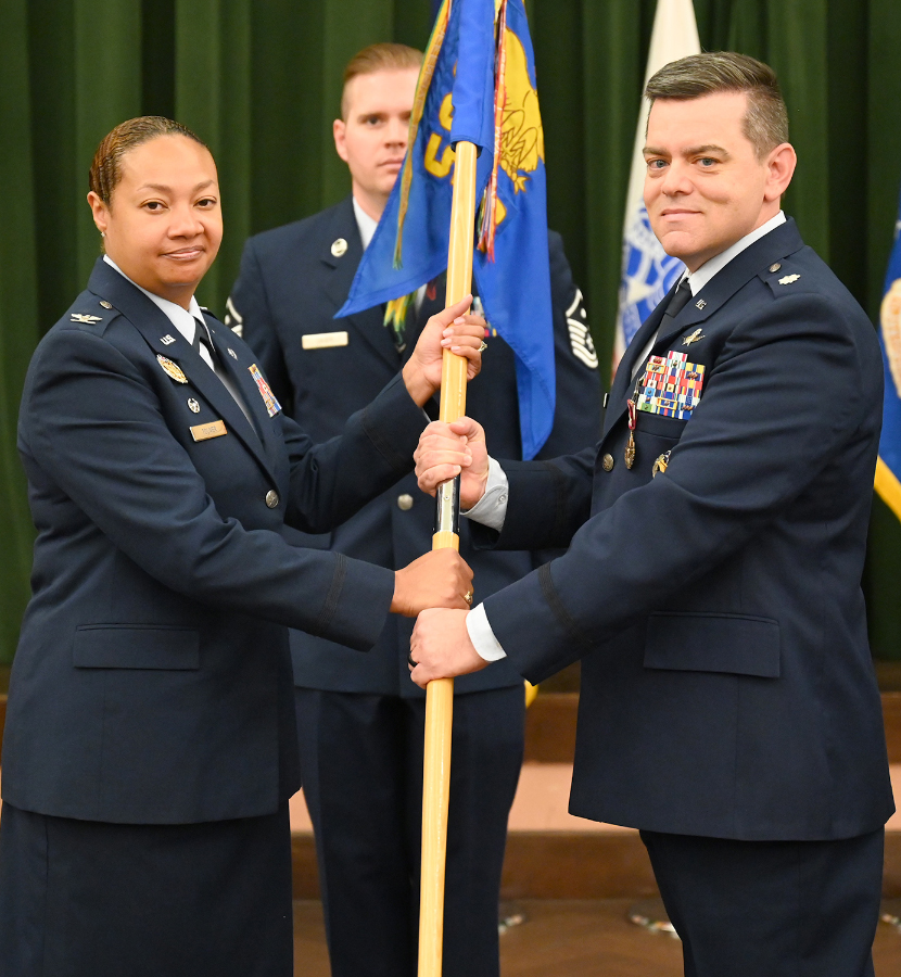 502d Communications Squadron welcomes new commander > U.S. Southern ...