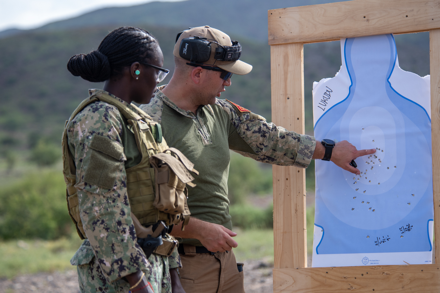 CLDJ Transitions Deployed Sailors to the M18 > Commander, Navy Region ...