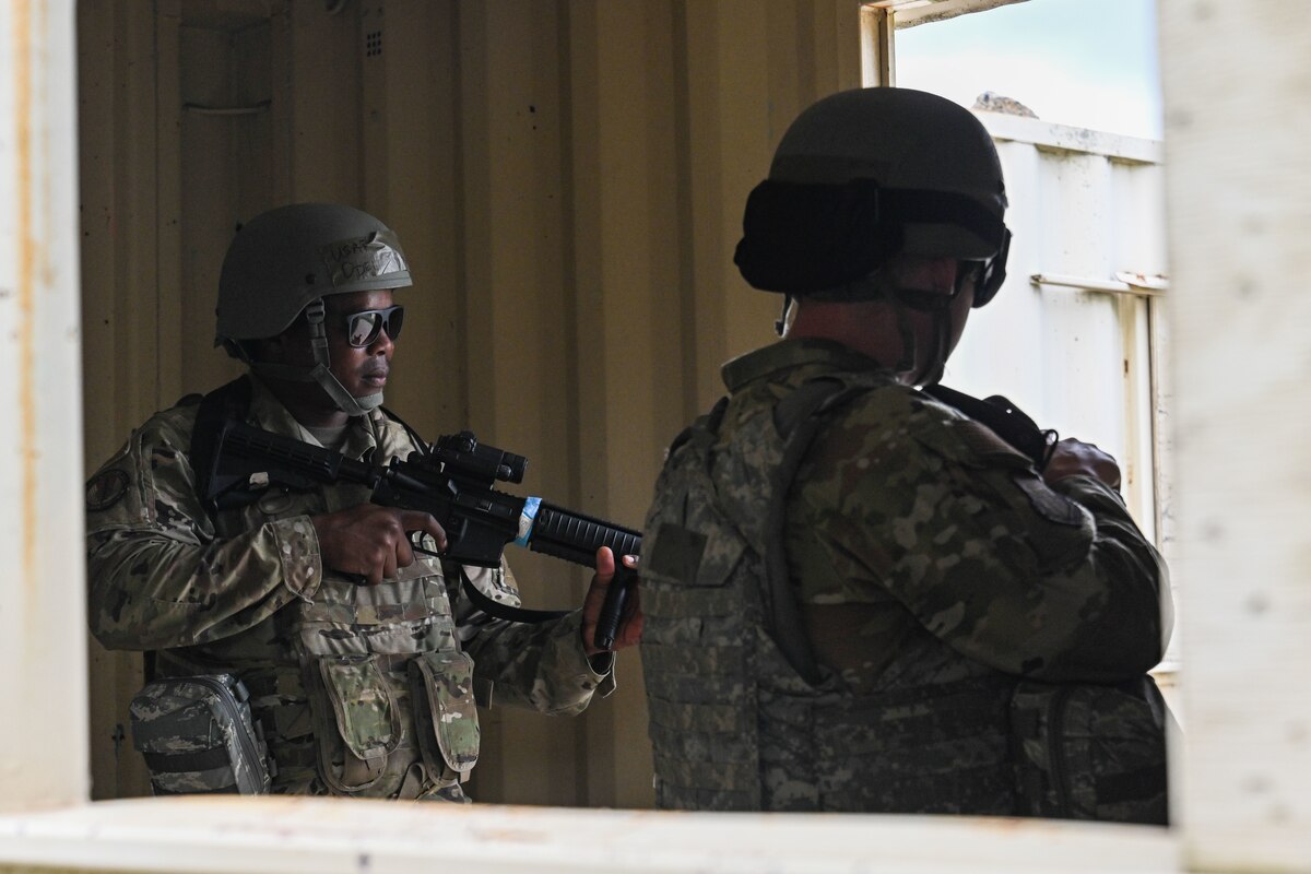 19th Airlift Wing completes WAR Center maximum generation experiment ...