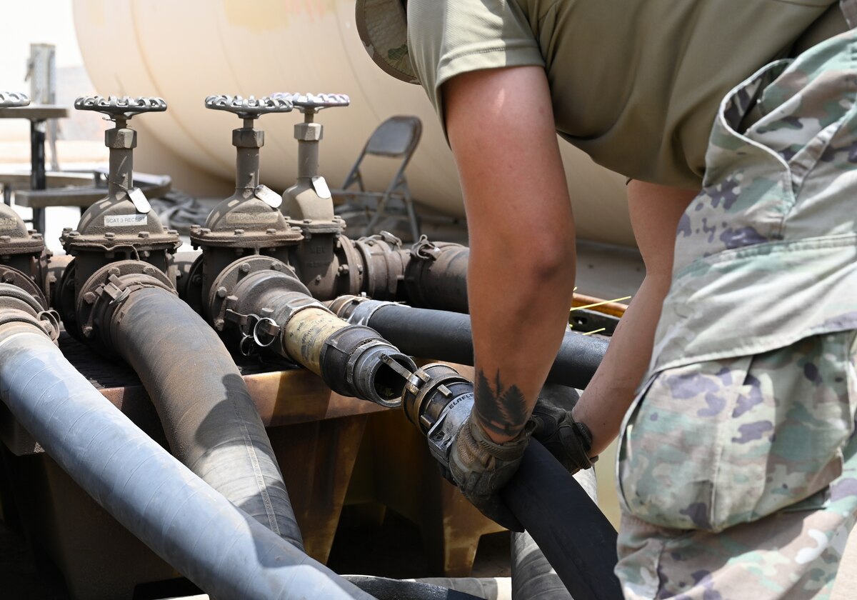 380 ELRS fuels ADAB > U.S. Air Forces Central > 380AEW Article Display