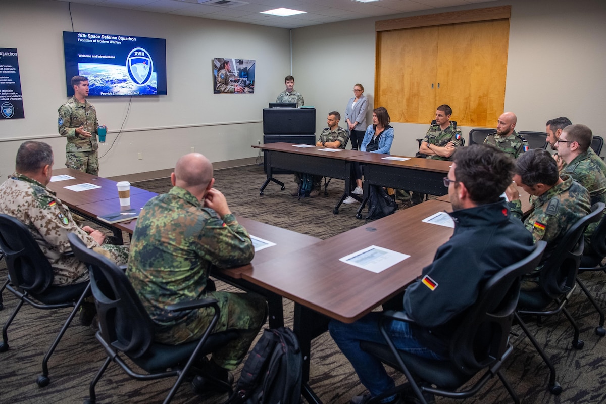 18 SDS hosts Operator Exchange with French, German space operators ...