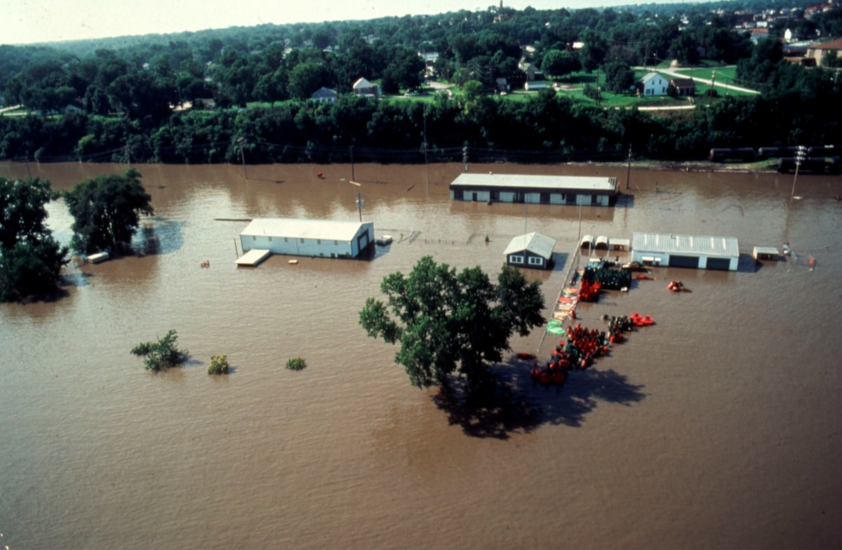This time in history: Remembering the Great Flood of 1993 > Scott Air ...