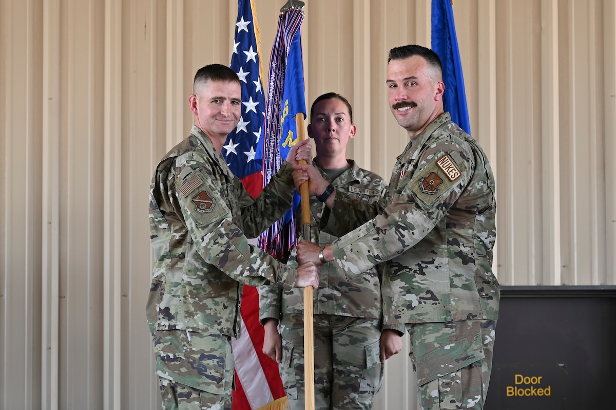 898th MUNS welcomes new commander > Kirtland Air Force Base > Article ...