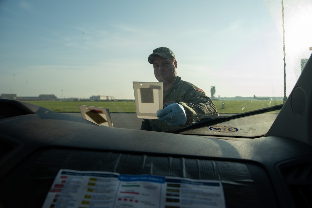 Tinker Reservists support exercise aerial spray mission > Dobbins Air ...