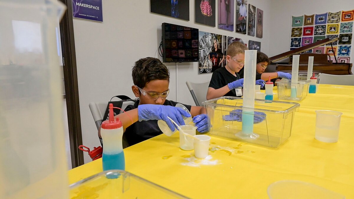 Starbase Edwards Inspires Local Community Through STEM > Edwards Air ...