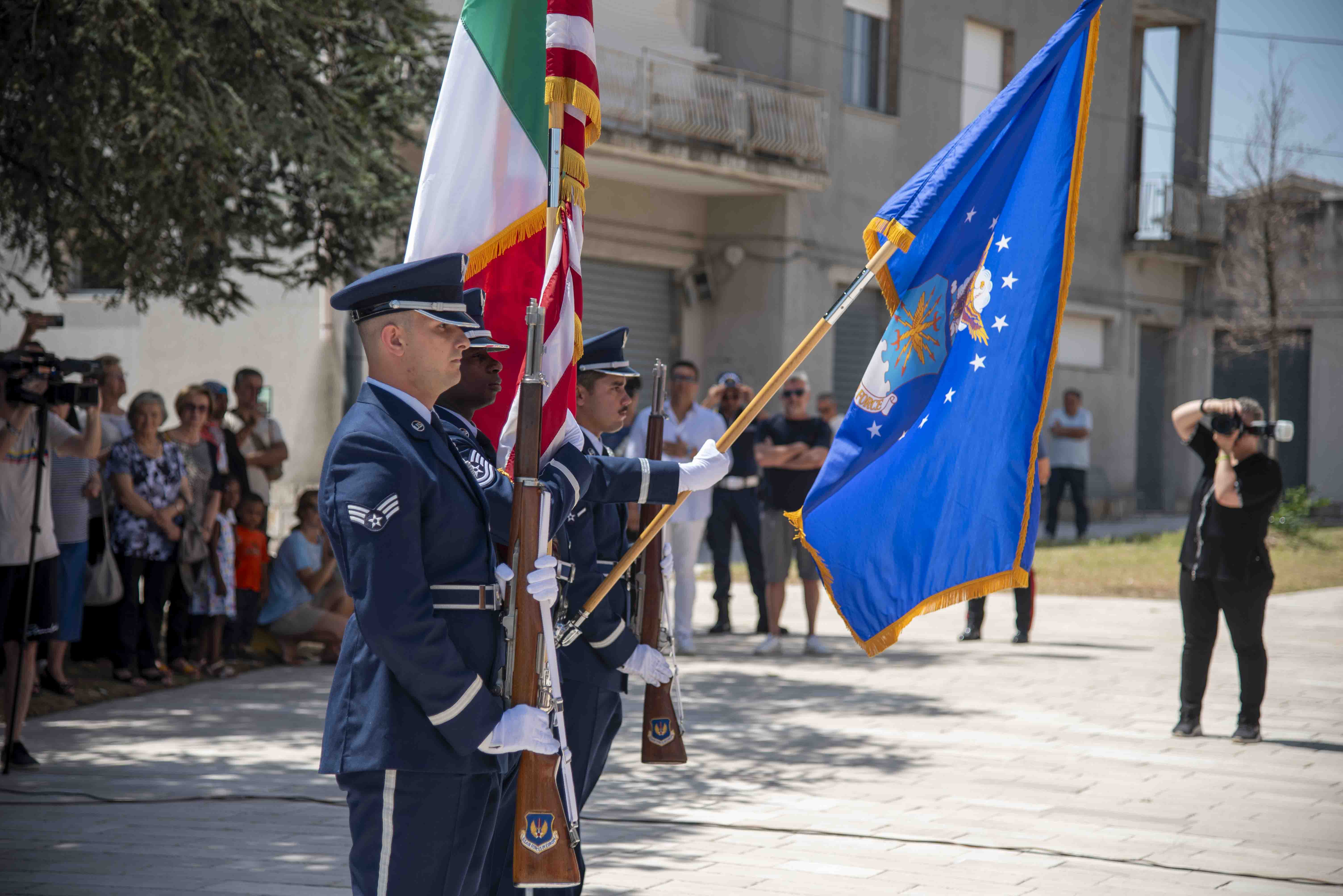 Tuskegee Airmen honored with memorial in Italian city > Aviano Air Base ...