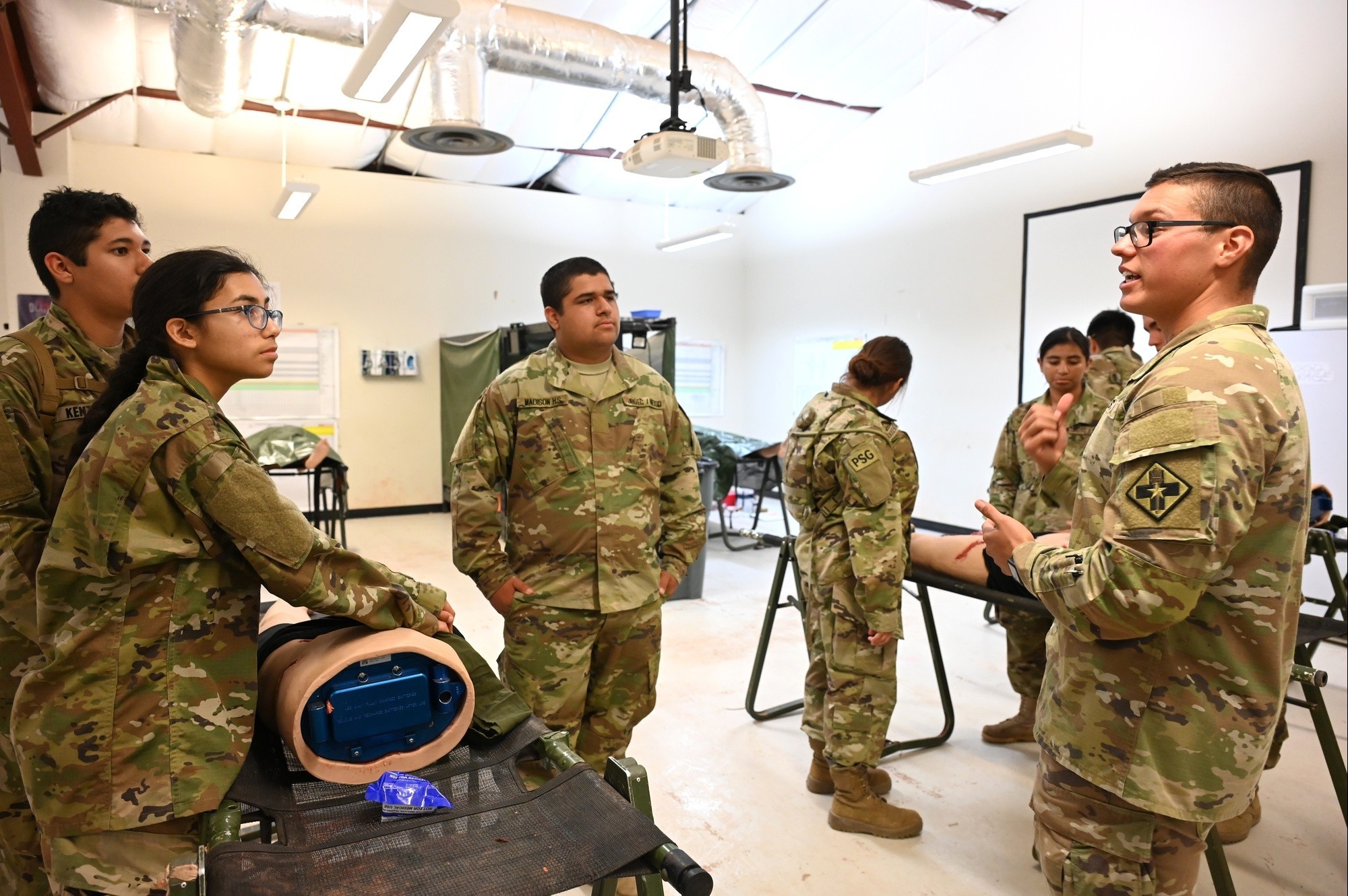 MEDCoE instructors, drill sergeants give cadets a glimpse of Army life ...