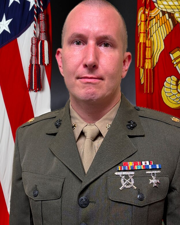 Company Commander > U.S. Marine Corps Forces Reserve > Biography