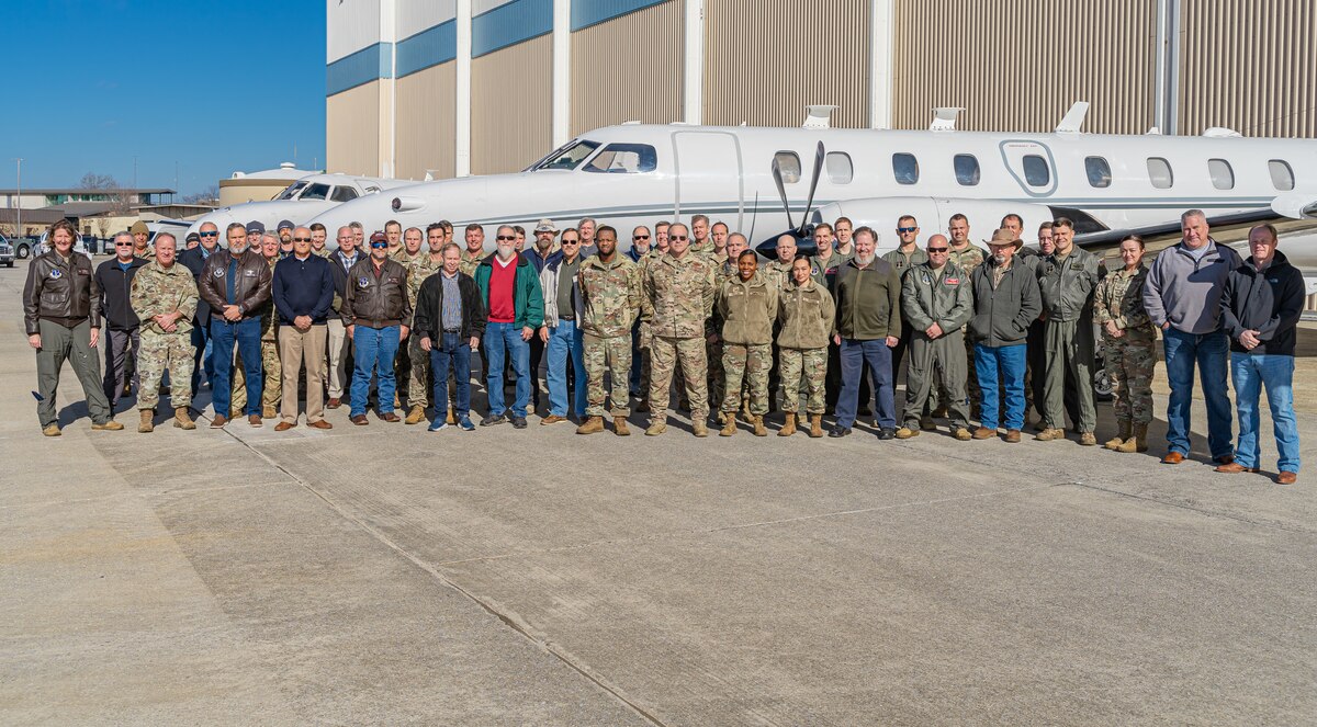 Mississippi Air Guard Retires RC-26 Aircraft > 186th Air Refueling Wing ...