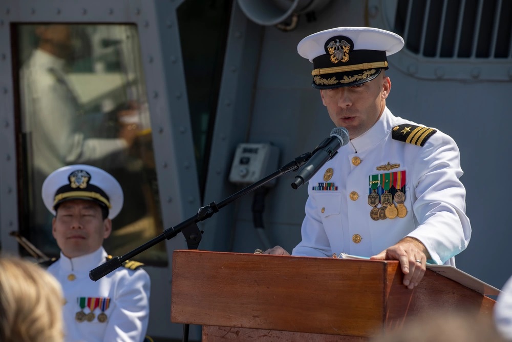 USS Decatur (DDG 73)