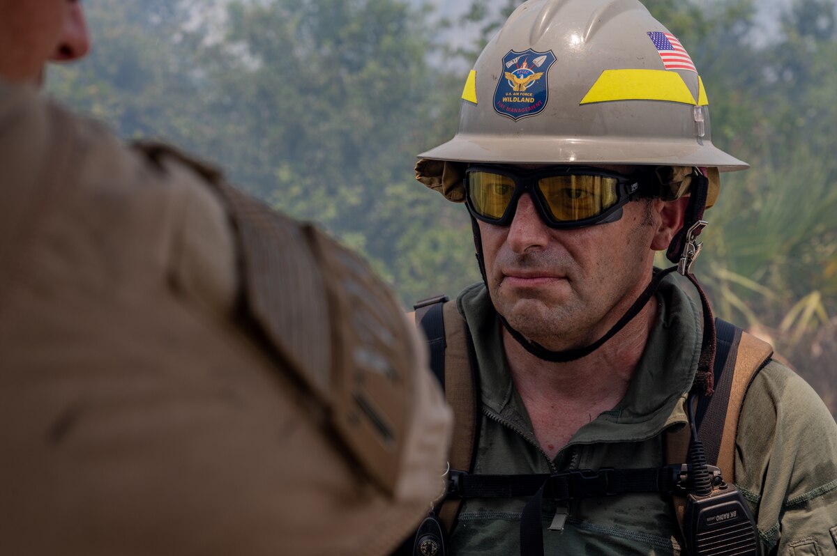 Where there’s smoke, there’s Wildland Fire Fighters > Air Force Civil ...