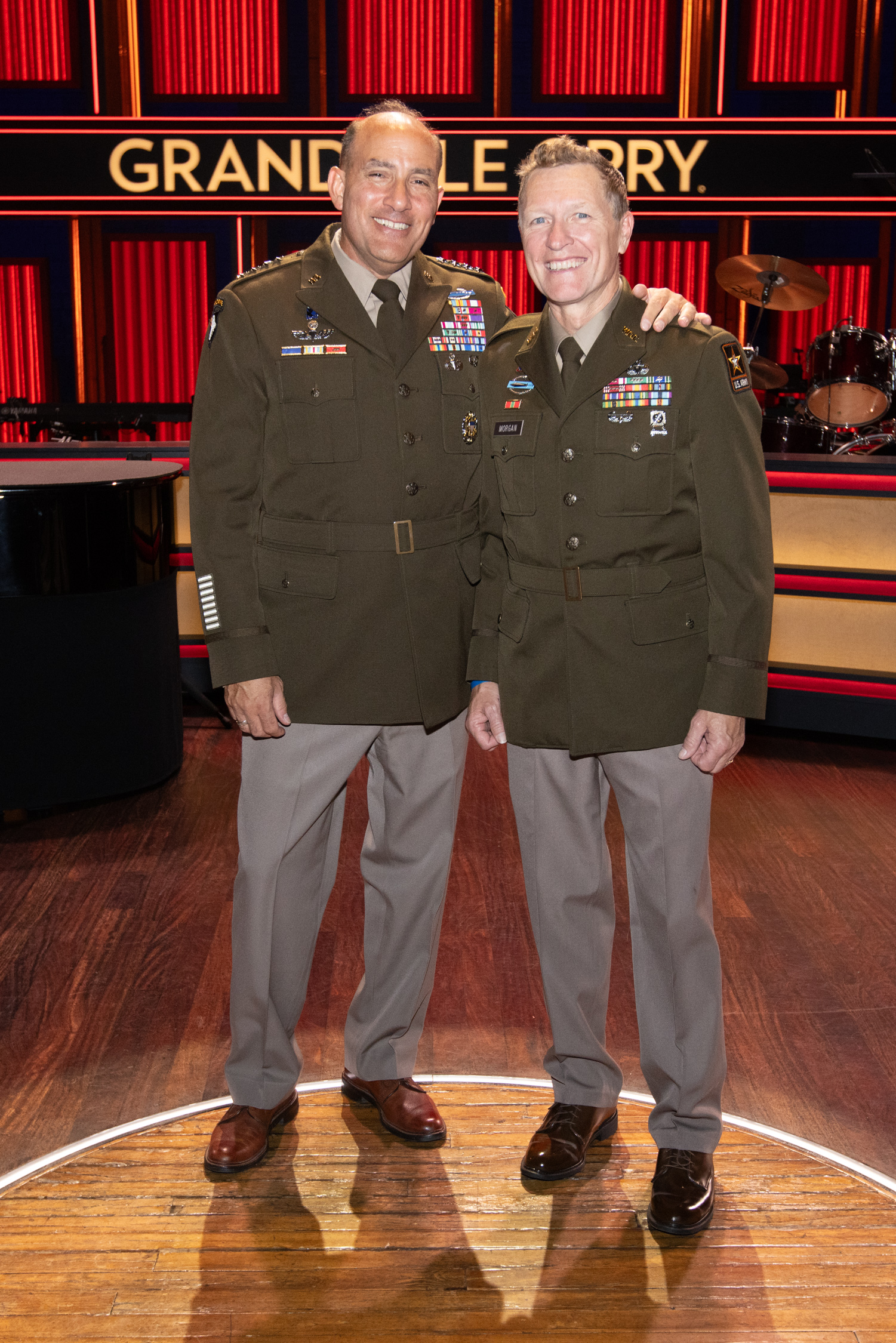 Country music star Craig Morgan enlists in U.S. Army Reserve > U.S ...