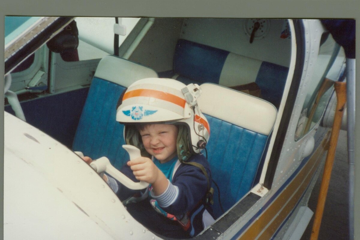 173rd FW Instructor Pilot selected as newest Thunderbird demo pilot ...