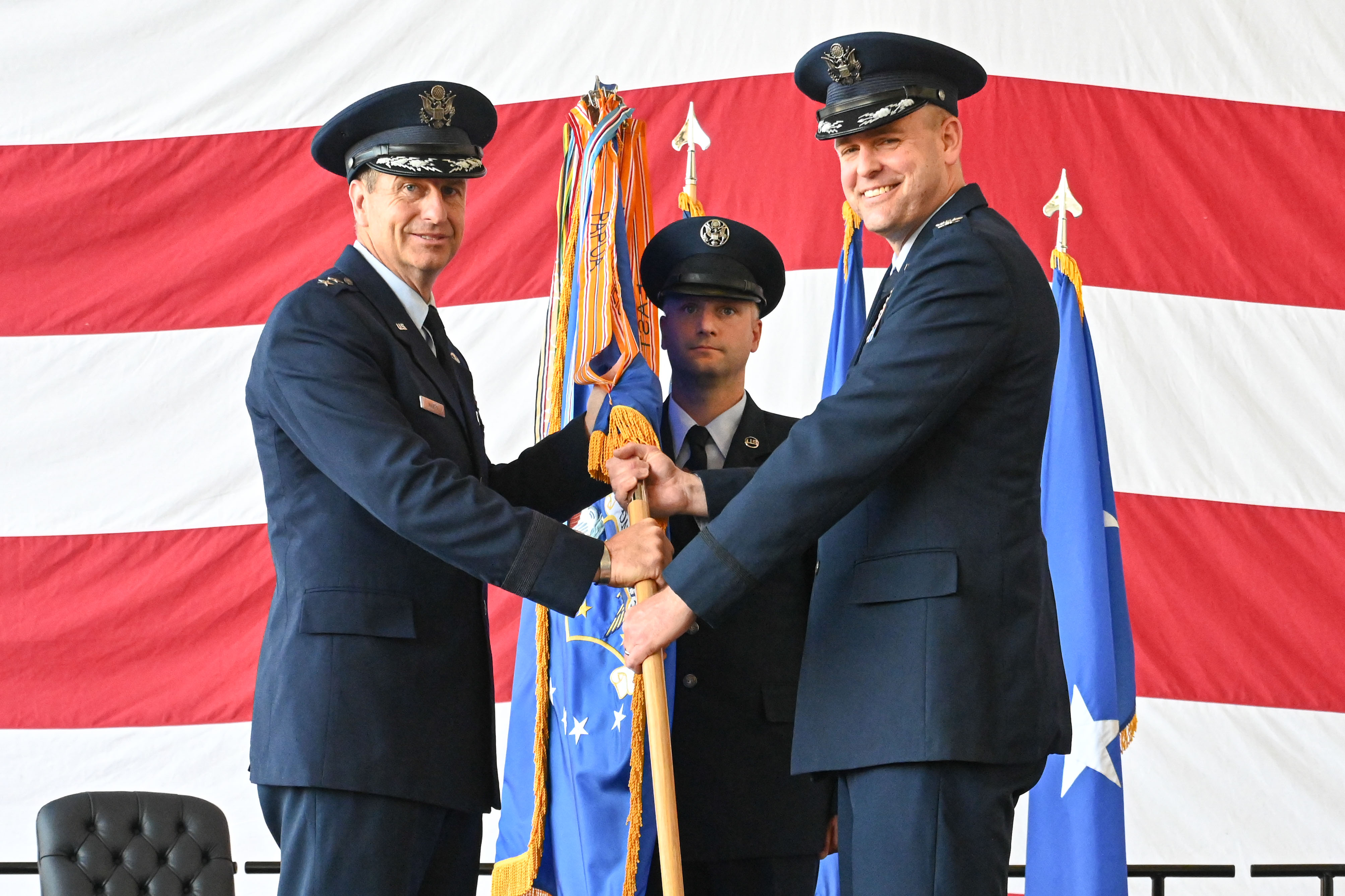 Herk Nation welcomes new installation commander > Little Rock Air Force ...