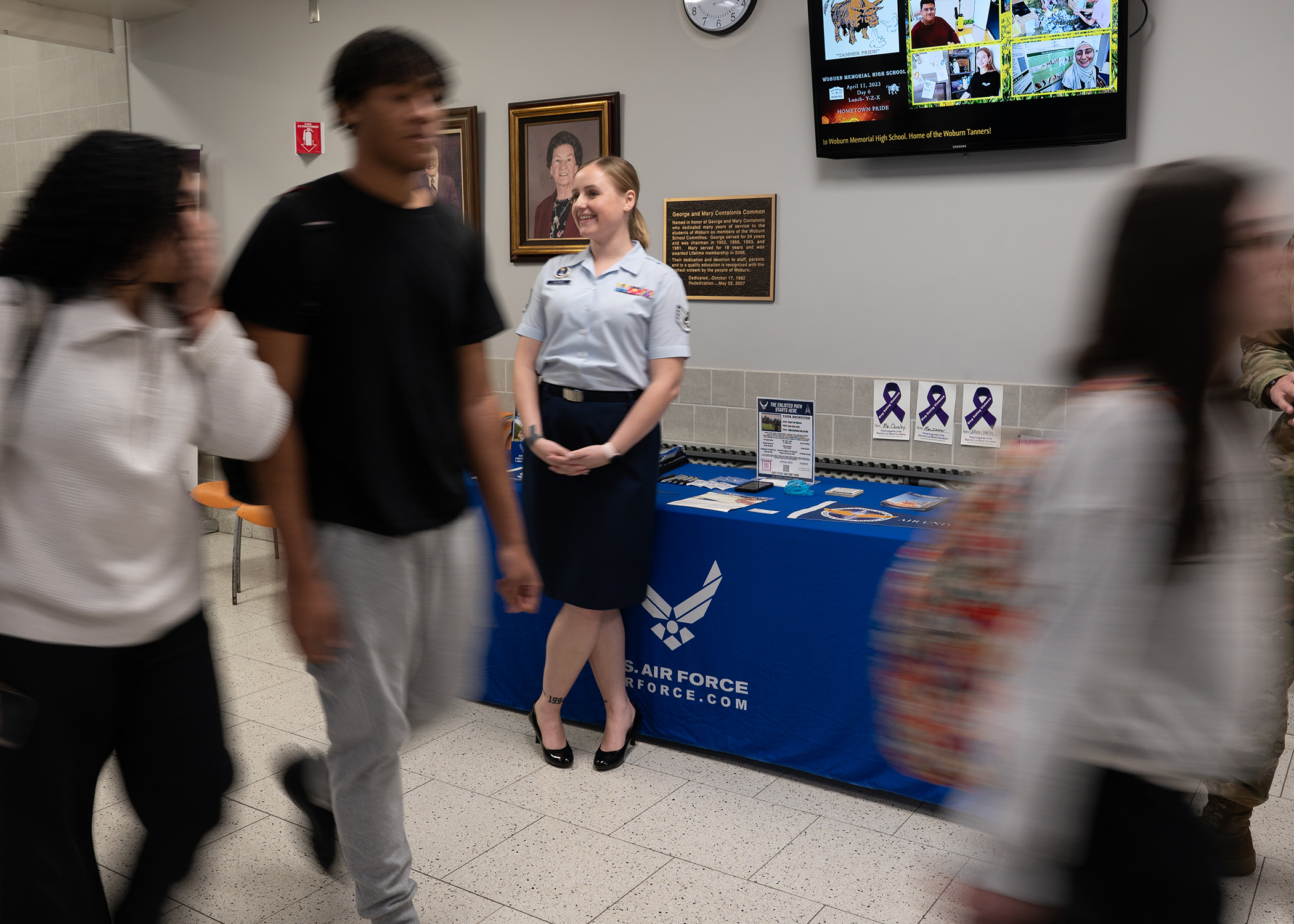 Recruiting, ALS partner to enlist next generation > Air Force ...