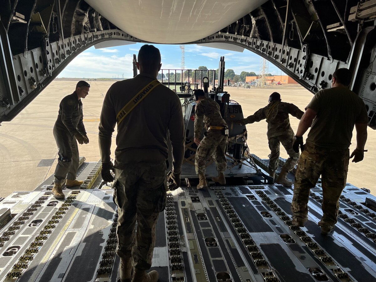 521st AMOW AMTs maneuver forces during DE23 > Secretary of the Air ...