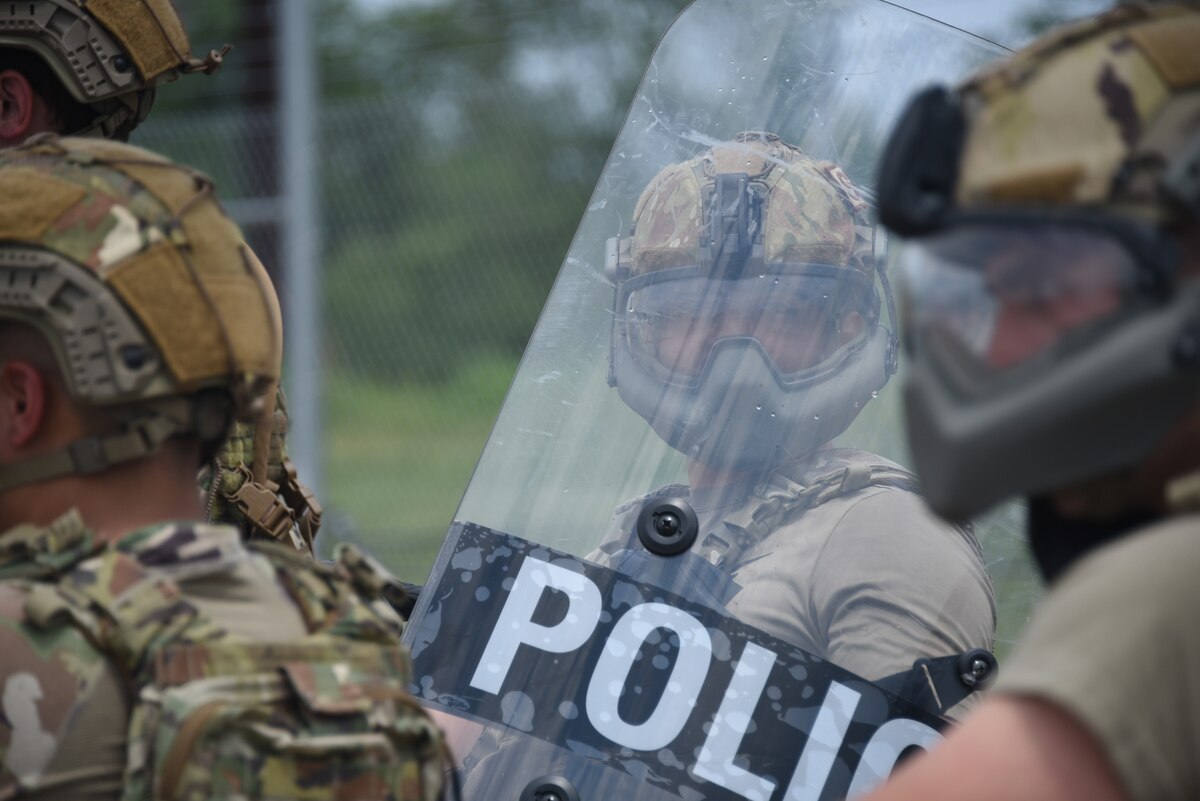 Security Forces Conducts Domestic Operations Training > 185th Air ...