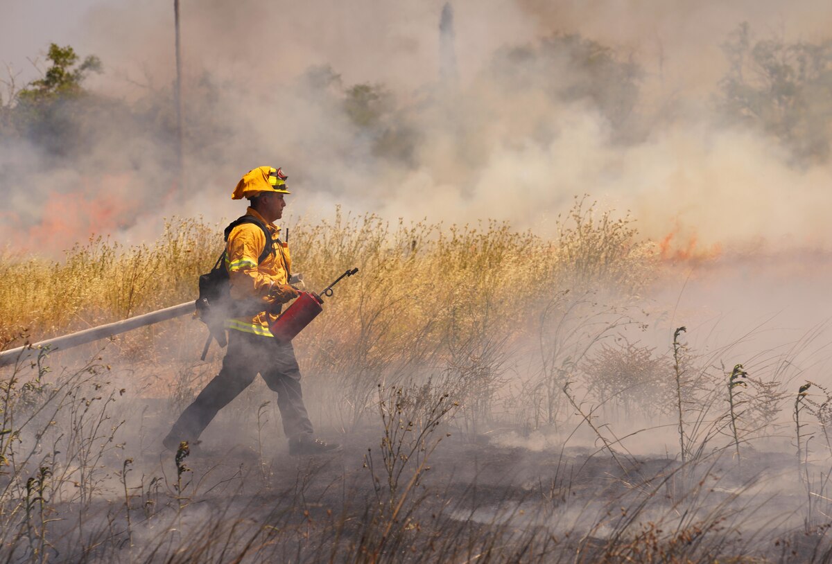 First prescribed burn of the year in Northern California > Beale Air ...