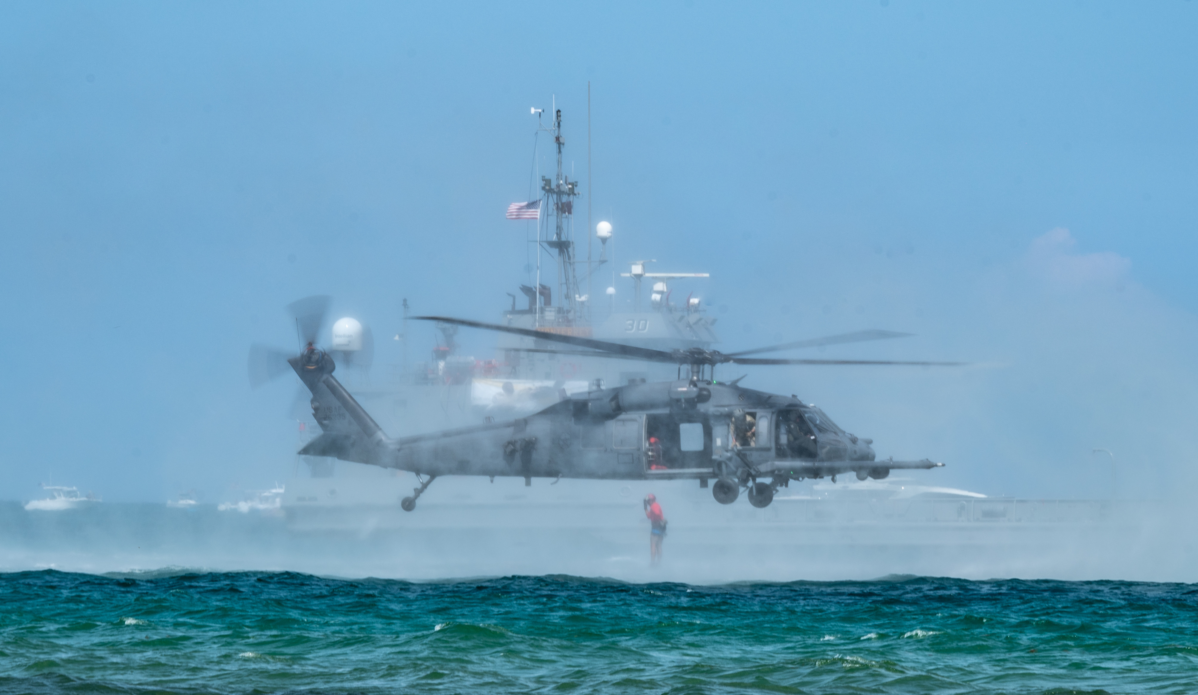 920th Rescue Wing provides CSAR demo > 920th Rescue Wing > Article Display