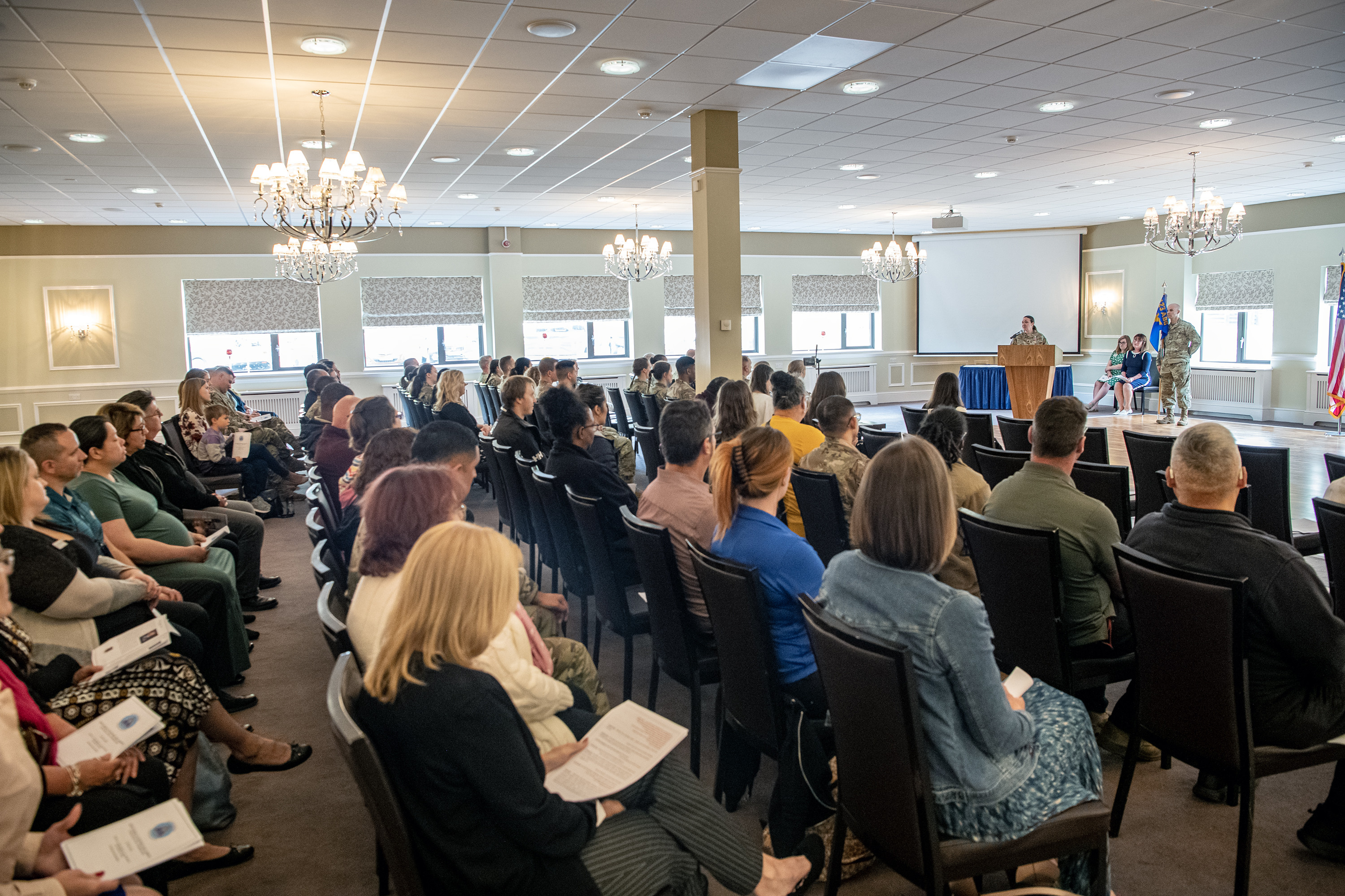423d FSS Change of Command > 501st Combat Support Wing > Article Display
