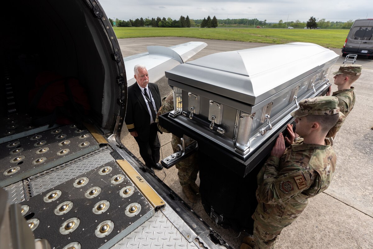 Charter service transports fallen service members > Air Force Mortuary ...