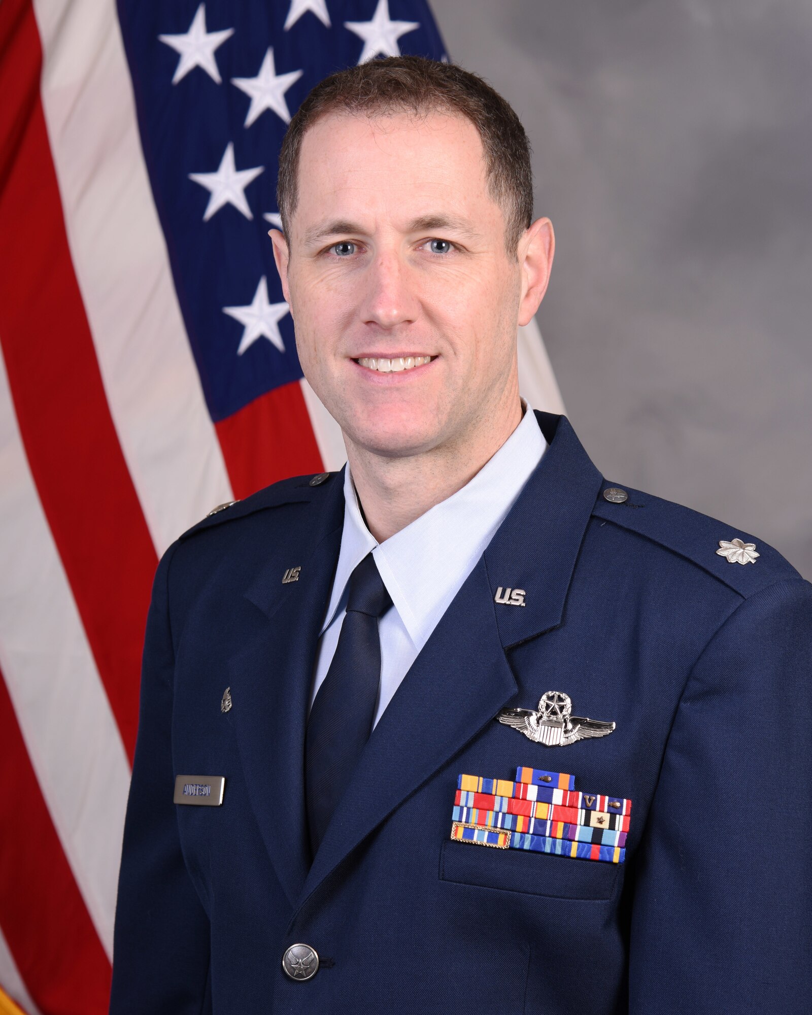 446TH OPERATIONS GROUP COMMANDER > 446th Airlift Wing > Display