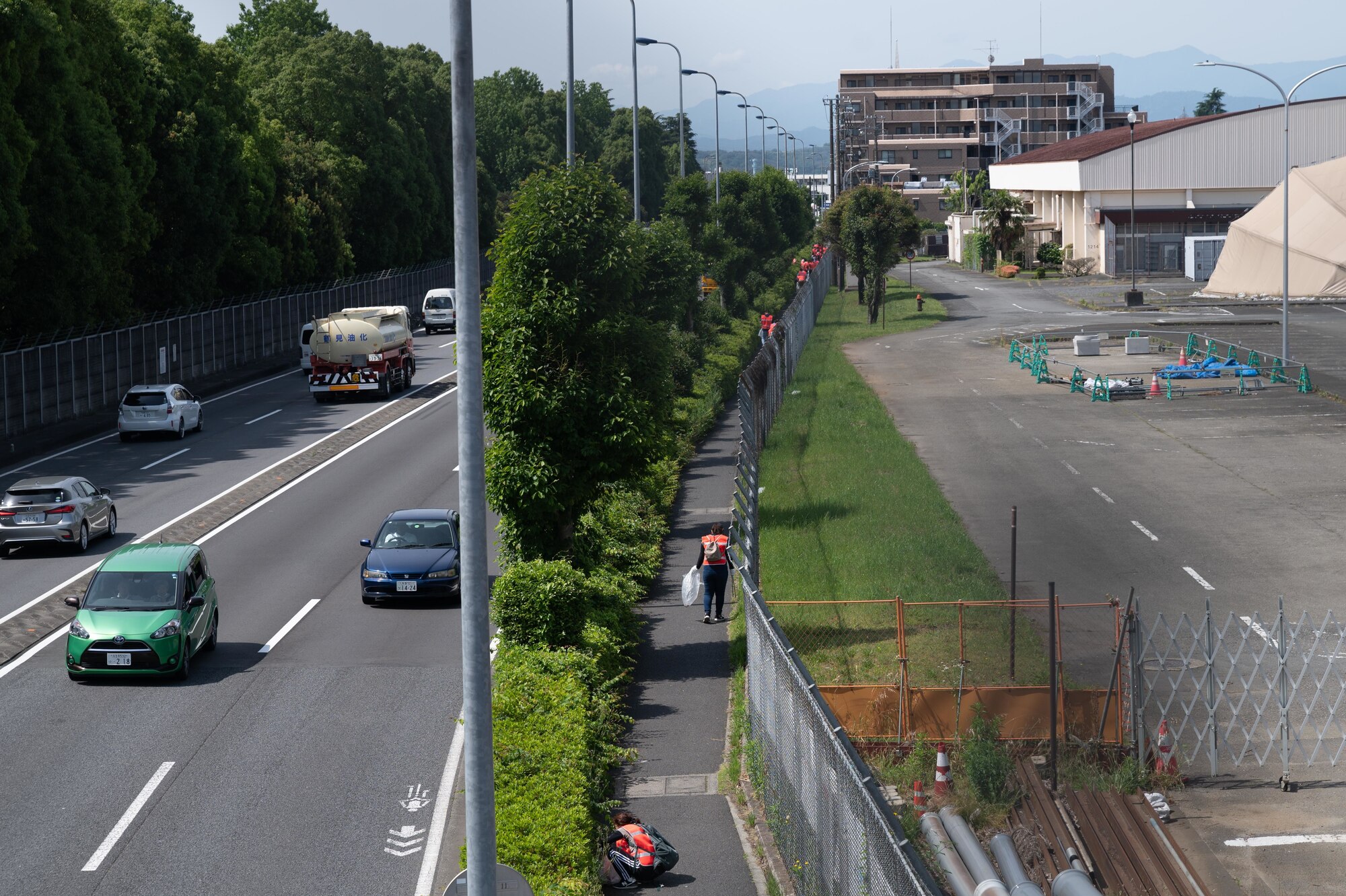 U.S. Military and JASDF partner-up to clean base fence line > 5th Air ...
