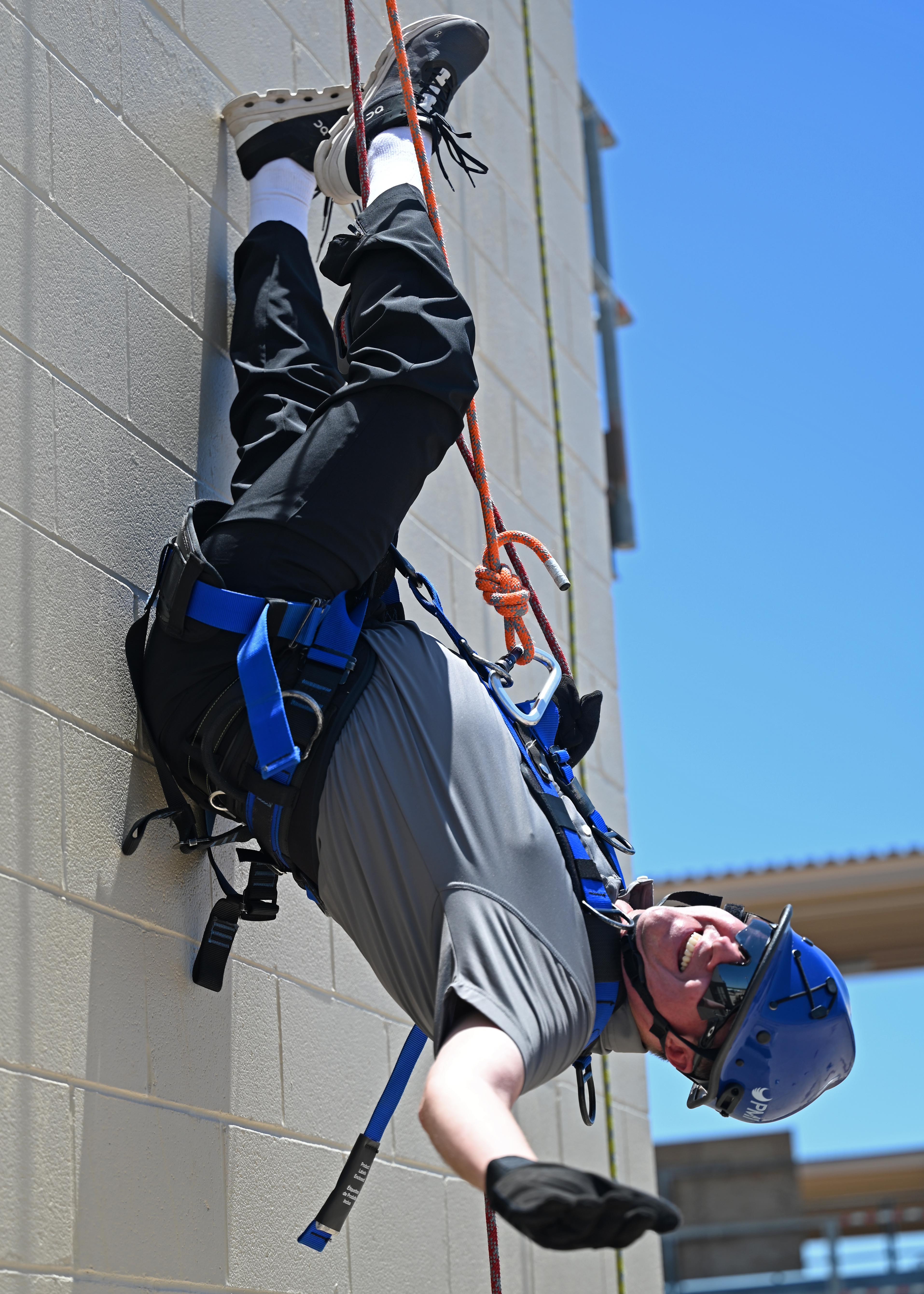 Honorary commanders 17th MDG & 312th TRS immersion > Goodfellow Air ...