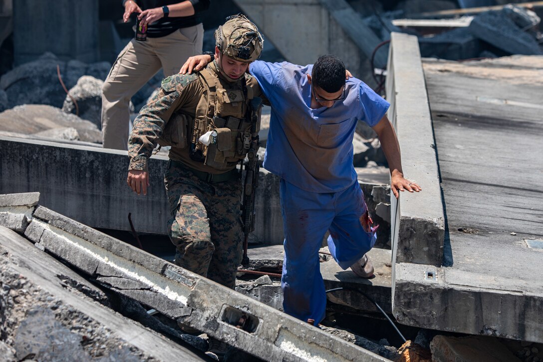 26th MEU Simulate a Mass Casualty Drill