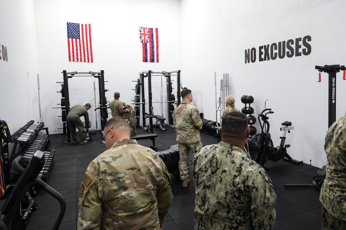 New Fitness Room opened in Hickam Gym > 15th Wing > Article Display
