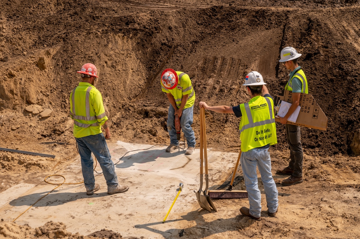 Slow and steady builds the flightline > Air Force Civil Engineer Center ...