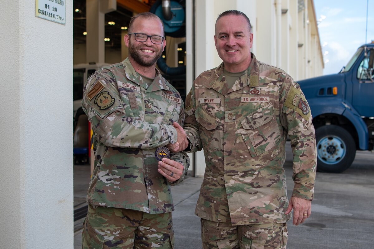 PACAF Command Chief Visits Kadena > Pacific Air Forces > Article Display