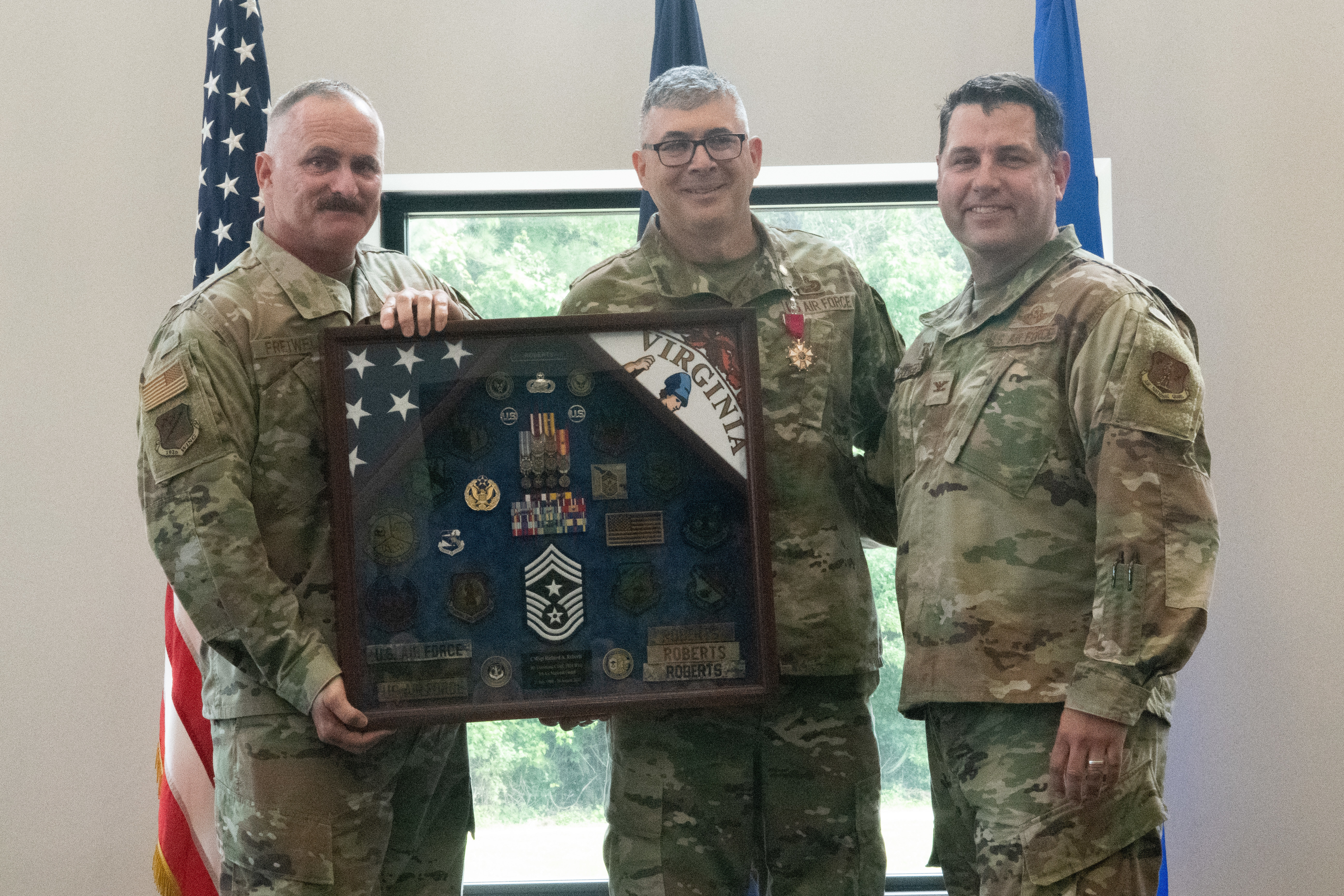 Fretwell assumes command chief responsibilities for 192nd Wing ...