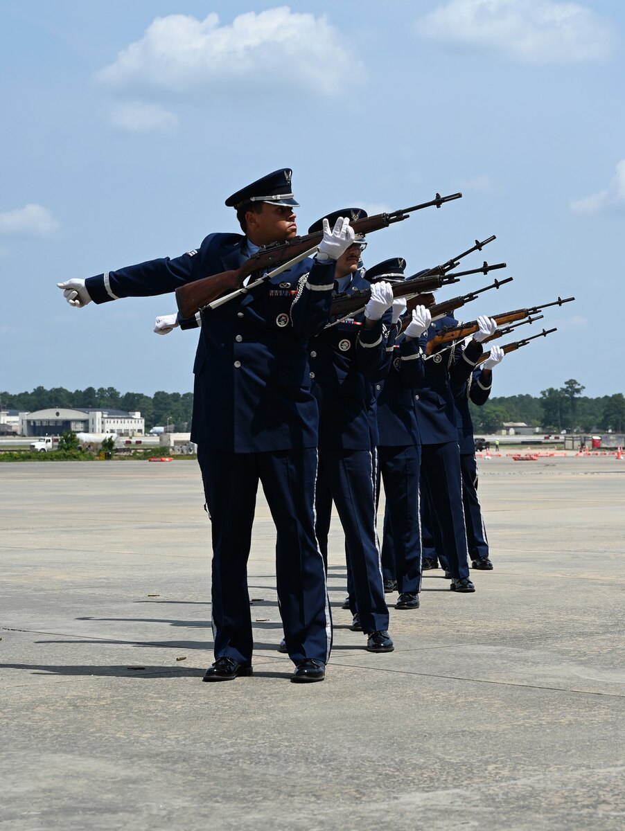 In Memory of Col Zachary “Thrill” Laird > Team Pope > Pope News