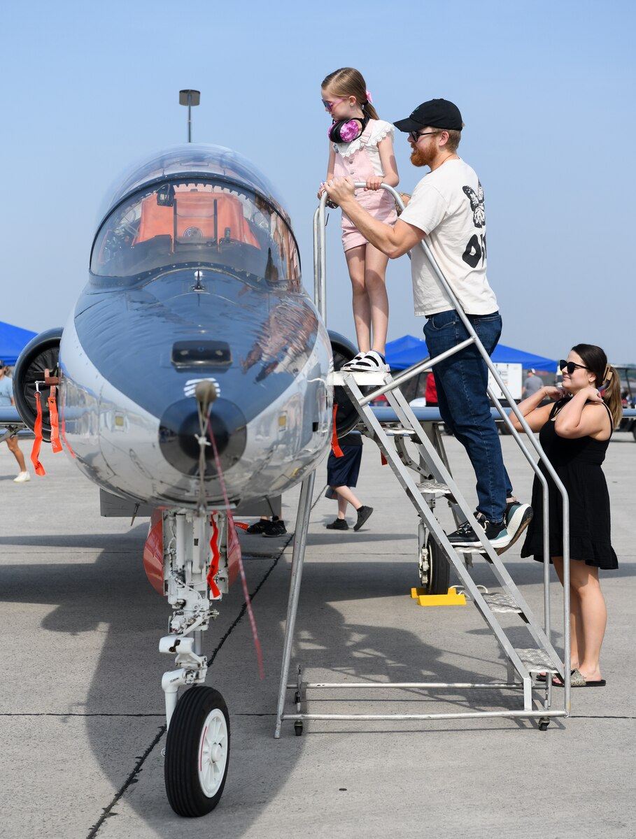 AEDC attends The Great Tennessee Air Show, educates public of important ...