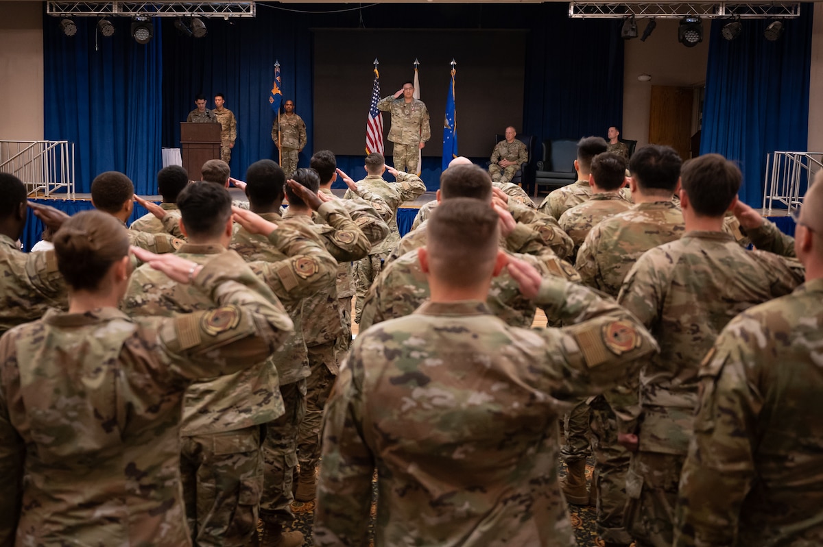 694 ISS Change of Command > Osan Air Base > Article Display