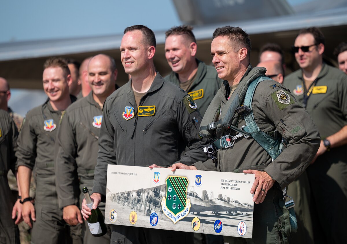 JBLE Commanders take flight for their next mission > 505th Command and ...