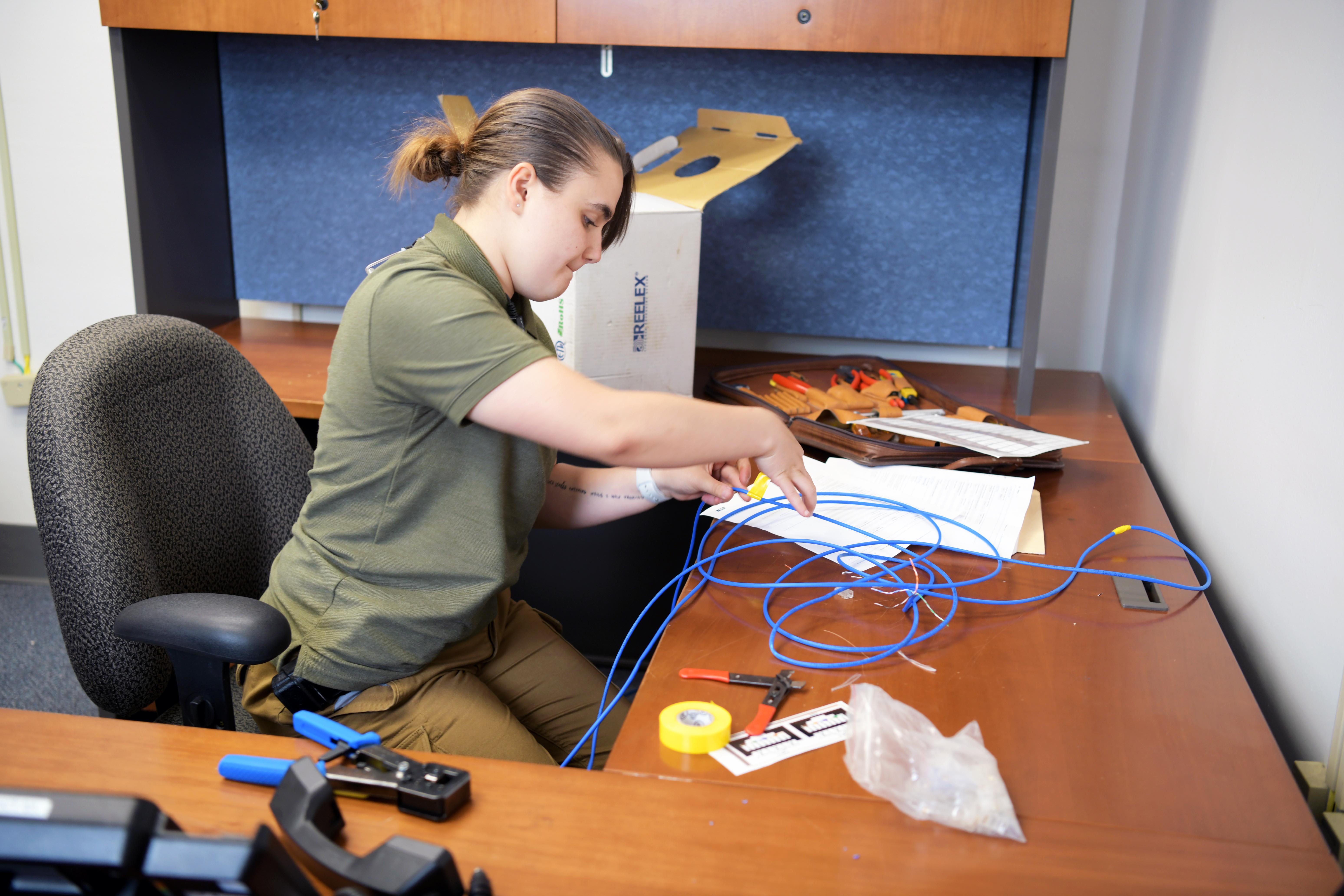 Double Duty: Robins’ 51st CBCS Airmen aid U.S. Secret Service ...
