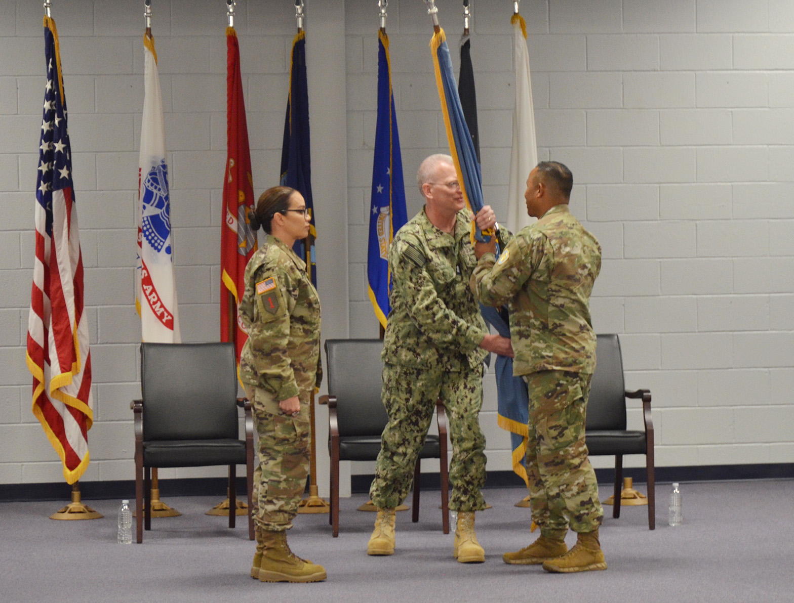 DLA Distribution Red River, Texas, command changes hands > Defense ...