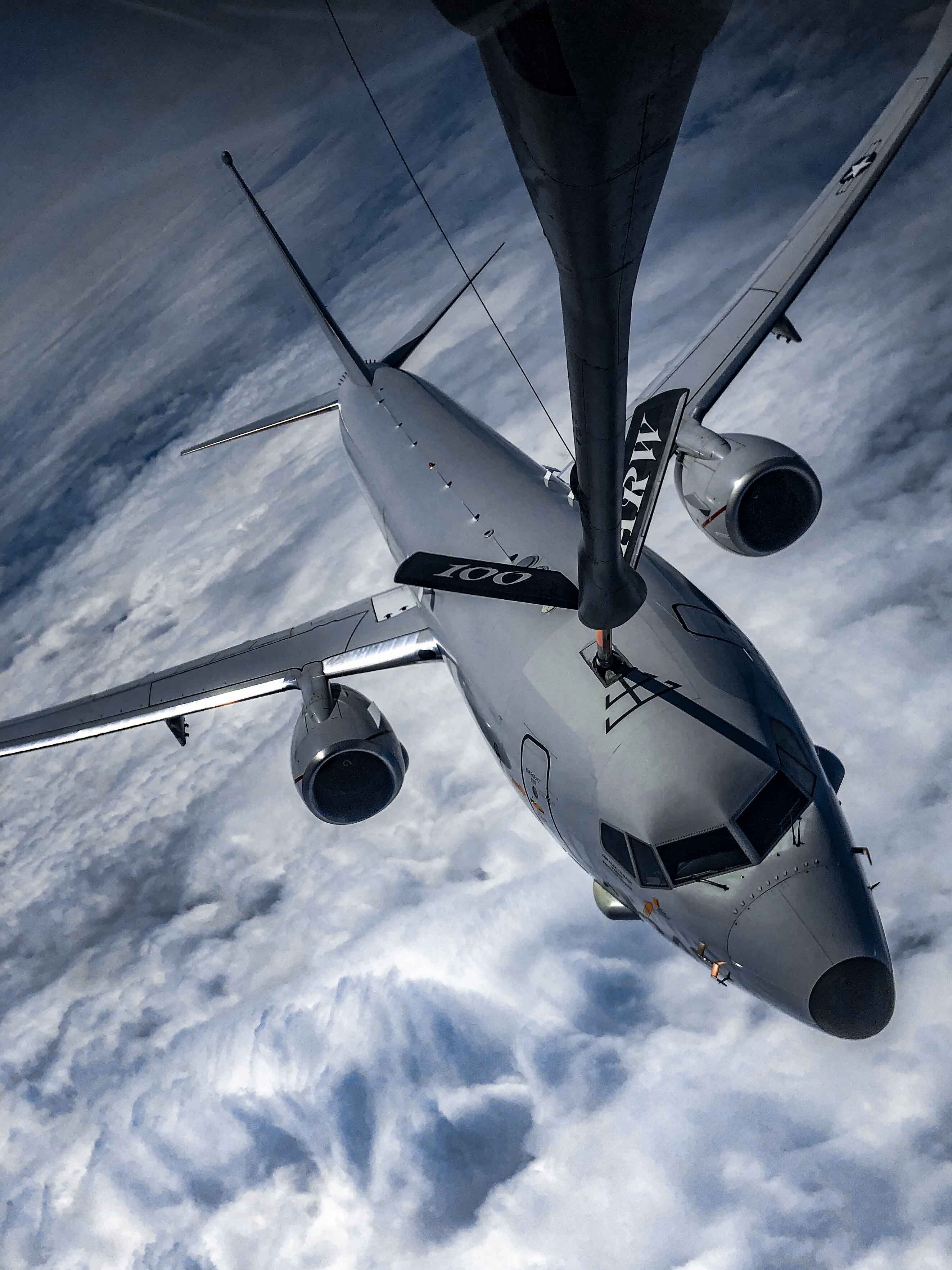 100 ARW refuels U.S. Navy P-8 Poseidon > Royal Air Force Mildenhall > RAF Mildenhall News