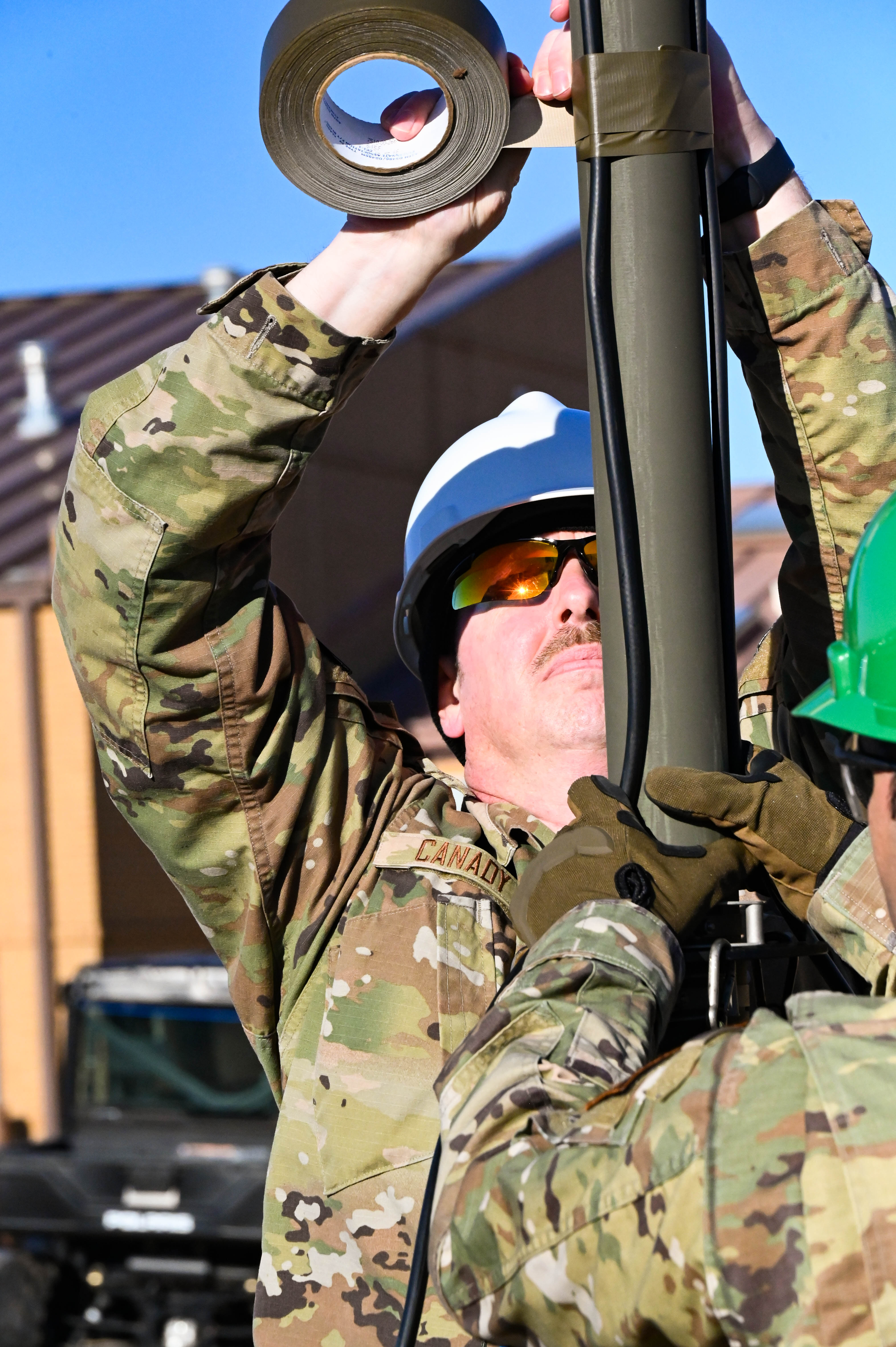 Tale of two antennae > 507th Air Refueling Wing > Article Display
