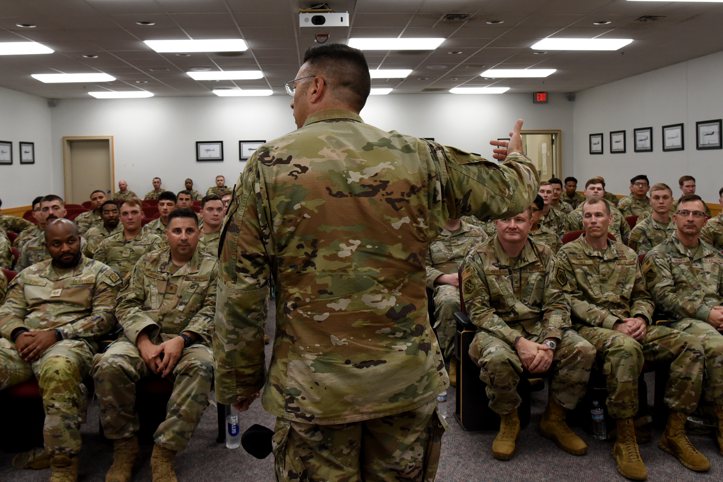 Top Cop visits 7th SFS > Air Force Global Strike Command AFSTRAT-AIR ...